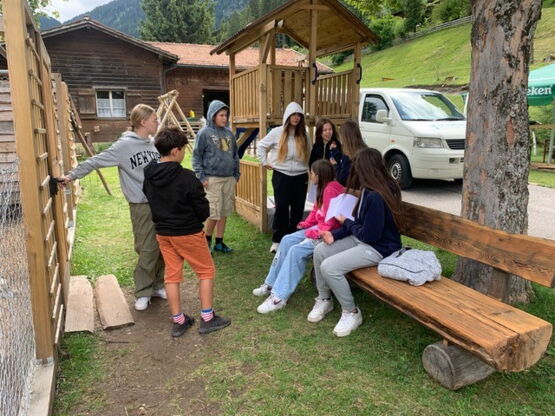 Solala Murten: Alice im Wunderland brauchte die Hilfe der Kids - murten ...